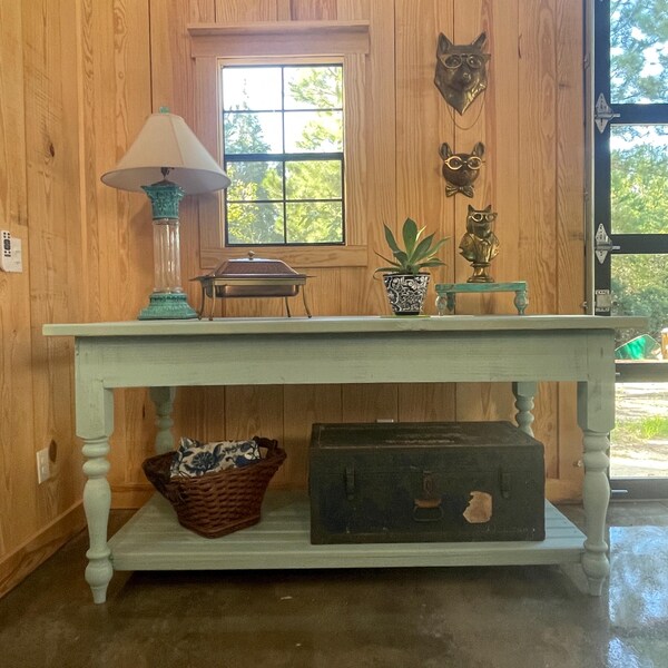 Rustic Farmhouse Entryway Table With Drawer and Turned Legs, Wooden ...