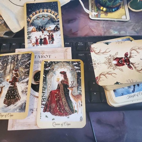 Christmas Eve Tarot Deck With Guidebook: Holiday-themed Tarot Cards ...