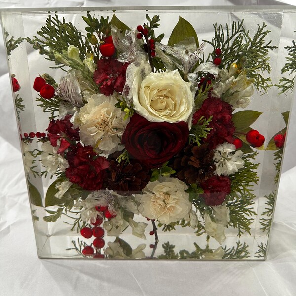 Memorial Gift /funeral Flowers/ Resin Bouquet Preservation /funeral ...