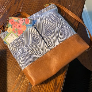 SCRUNCHIE SHOULDER BAG Pdf Sewing Pattern / Sweet Pea Totes - Etsy