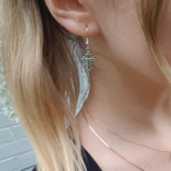 Sacred Heart Bead Necklace || Gothic Jewellery || Gothic || Alternative ...