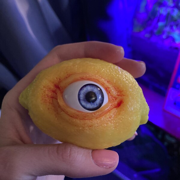 The All Seeing Lemon - Etsy Hong Kong