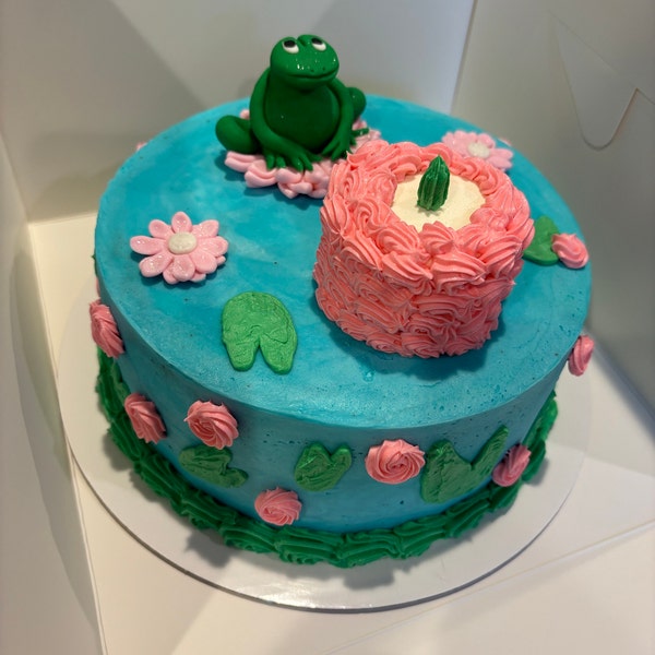 Fondant Frog Cake Topper Frog Topper Woodland Animal Topper Fondant ...