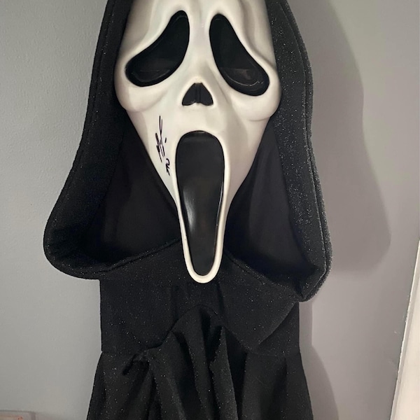 Scream 25th Anniversary Collectors Mask Ghost Face Killer by Funworld ...