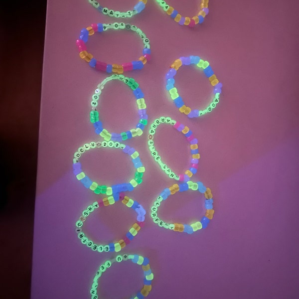 Fresh Out of F’s: Metal Keychain With Clip, Attach to Bag or Purse - Etsy