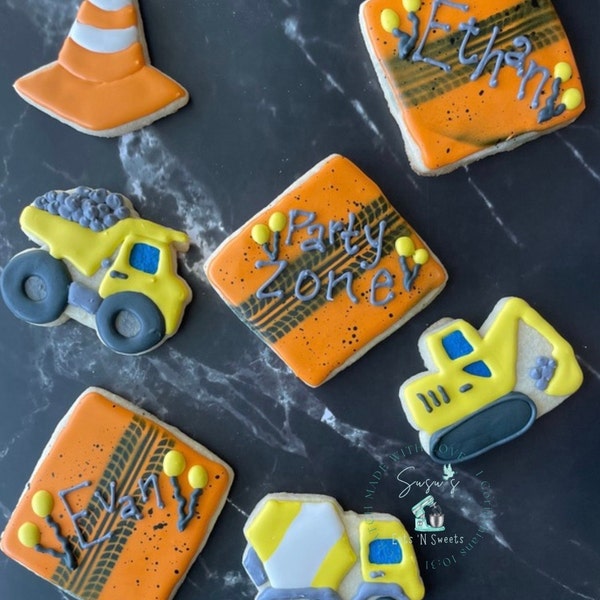 Construction Cookie Cutter Set - Dump Truck, Bulldozer, Safety Cone ...