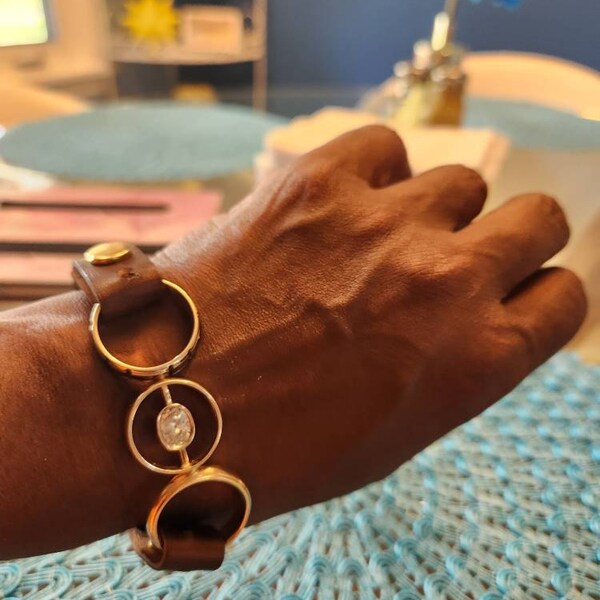 Adjustable Grief Bracelet, Handmade Leather Widow Bracelet, Wear a Ring ...