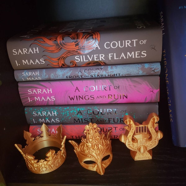 Golden Fae Trove Bookshelf Decor - Golden Harp, Mask, and Crown - Dread ...