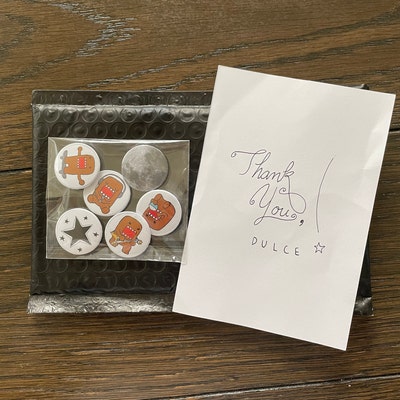 Domo Pins 4 Piece 1 Inch Button Pin Set Comes With Freebies Please Read ...