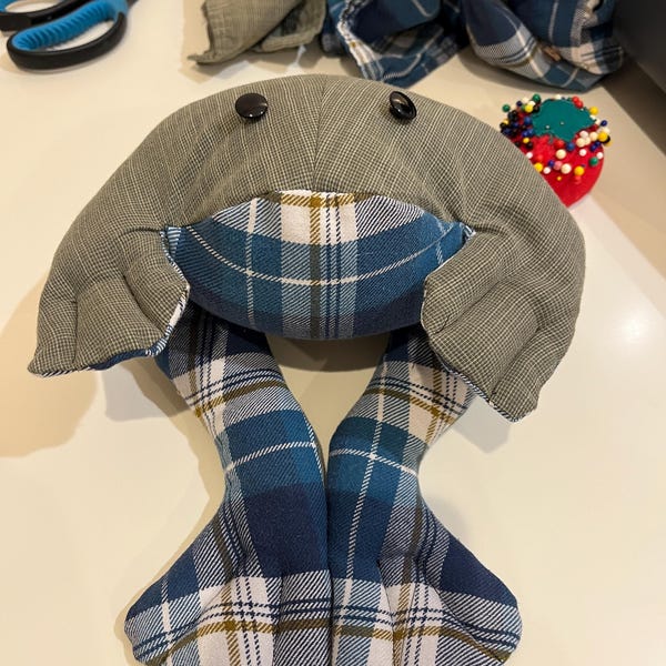 Beanbag Frog Sewing Pattern: Easy DIY Stuffed Animal (PDF Download) - 2 ...