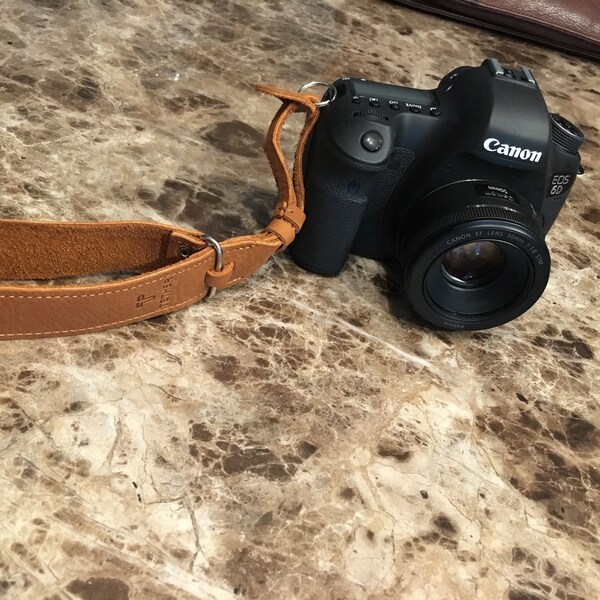 Tan Leather Wrist Camera Strap for DSLR or SLR Camera, DSLR Camera ...
