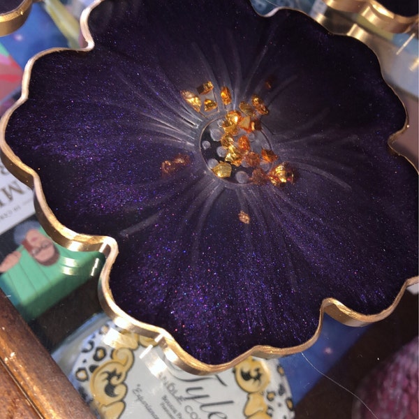 Dark Purple Flower Coasters With Gold Accents, Handmade Epoxy Resin ...