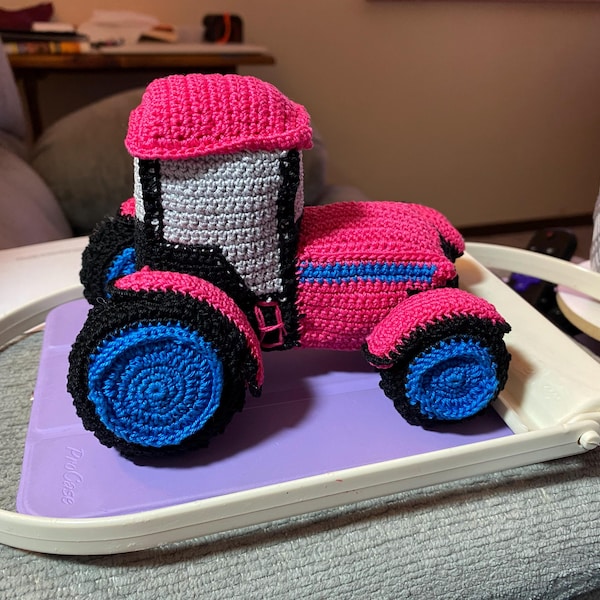 Toota's Tractor Crochet Pattern - Etsy
