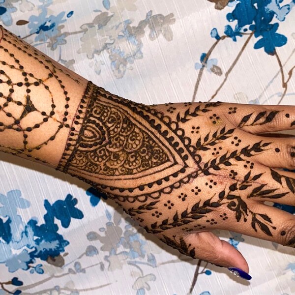 Instant Henna Tattoo Sticker Waterproof Red Fake Mehendi Sticker ...