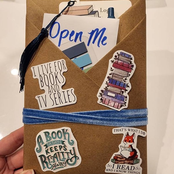 Custom Blind Date With a Book - Curated by a Librarian - Blind Book ...