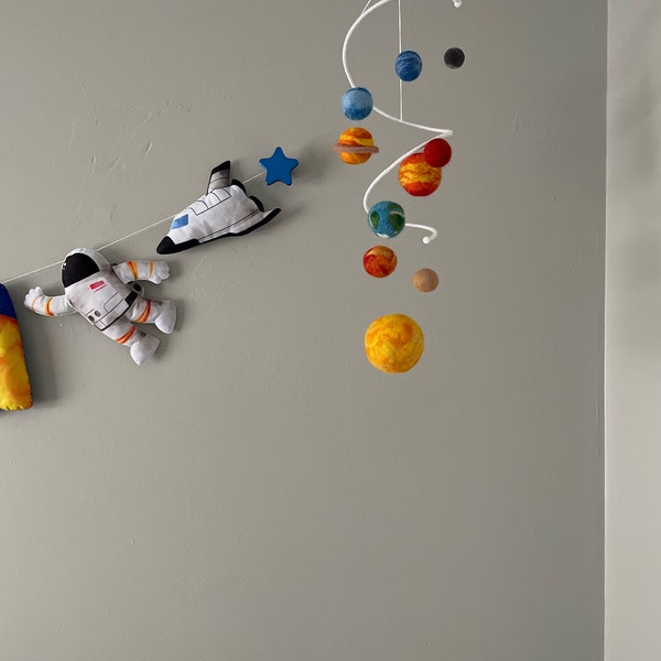 Solar System Mobile Nursery Space Mobile Baby Boy Felt Planets Mobile ...
