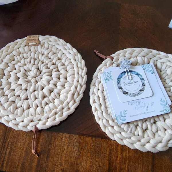 Handmade Crochet Kitchen Trivet: Modern Farmhouse Hot Pad - Etsy