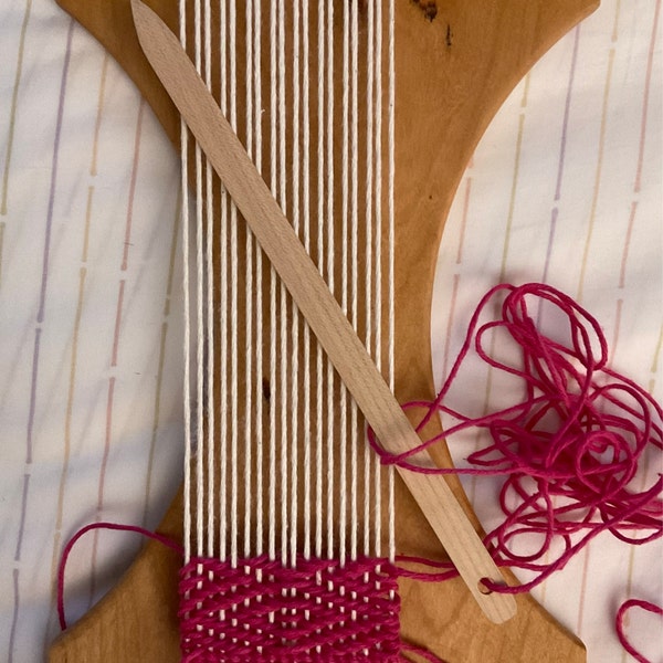 The minnow Small Hand Held Loom - Etsy