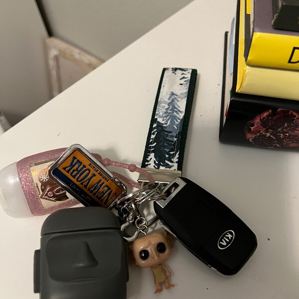 Winter Evergreen Tree Key Fob- 2 Sizes- 3 Colors - Etsy