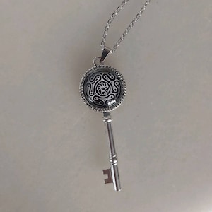 Goddess Hekate Key Symbol Pendant Necklace Box Hecate Witchcraft Triple ...