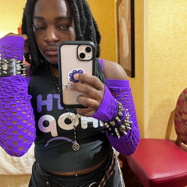 FEMBOY HOOTERS - Hooters LOGO Crop Top and Cheeky Shorts Set - Printed ...