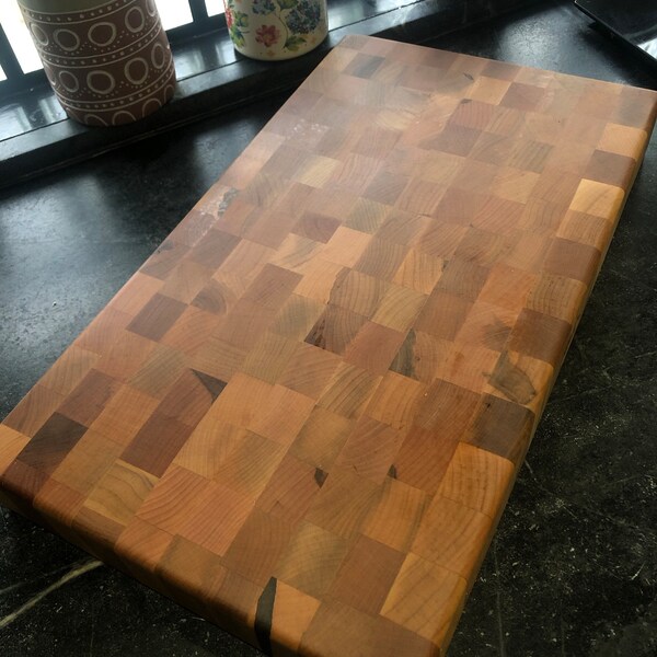 This Beautiful Lathe Turned Segmented Bird House is Made of Mahogany ...