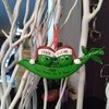 2 Peas in a Pod Couple Personalized Christmas Ornament - Pea Pod Couple ...