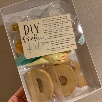 Printable Spring DIY Cookie Kit Instruction Card Pastel Aqua Piping Bag ...