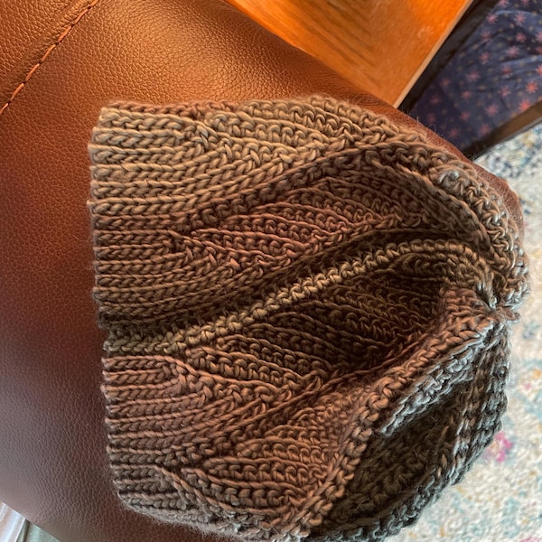 CROCHET PATTERN- HANNAH Knit-look Cropped Beanie,hat,swirl,textured ...