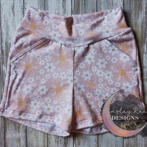 Magical Mouse Flower Seamless Pattern, Magical World Spring Seamless ...