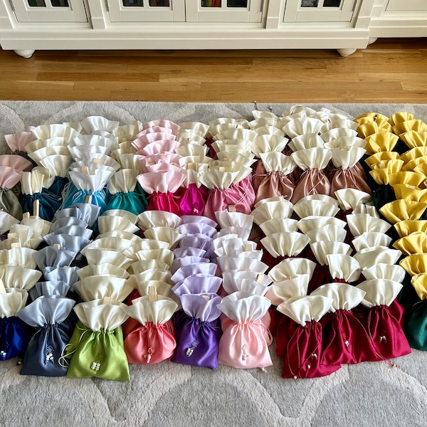 Korean Silk Lucky Pouch: Traditional Knot Gift Bag - Etsy
