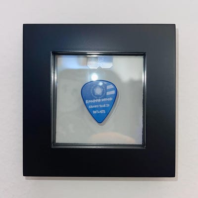 Guitar Pick Display Black 8 X 10 Double Sided Horizontal Holds 30 ...