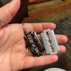 Razor Blade Mold for Epoxi and Uv Resin - Etsy
