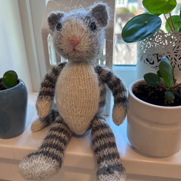 Yeti and Sasquatch Knitting Pattern - Etsy