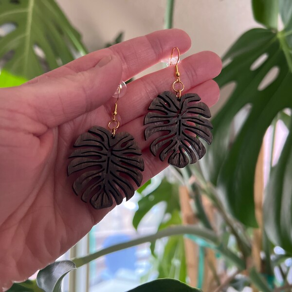 Handcrafted Wooden Monstera Leaf Earrings With Daisy Floral Design ...
