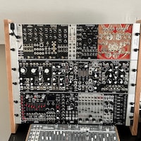 Native Instruments Maschine Stand // Desktop Rack for Maschine Plus or ...