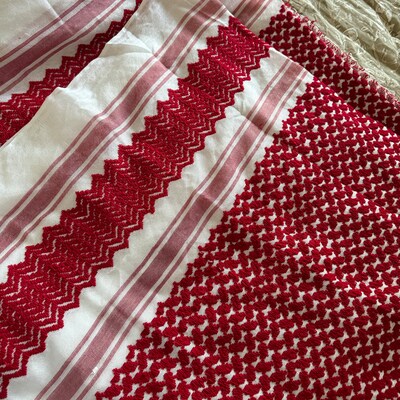 Palestinian Shemagh Hadab Keffiyeh Hand Tied Medium Fringe - Etsy