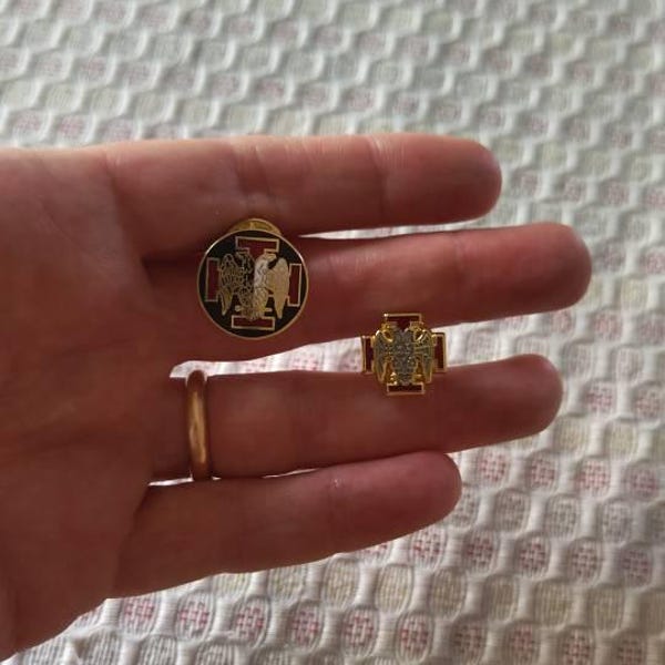 Masonic Widow "broken Column" Pin - Etsy