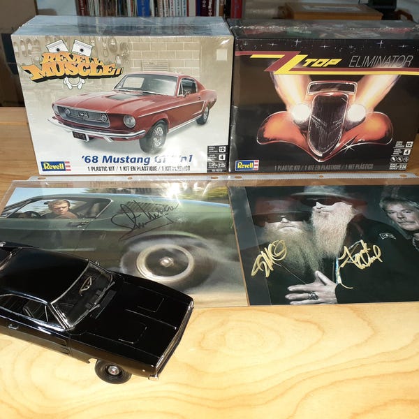 Danielle Colby Signed Photo 8X10 Autographed Picture * American Pickers ...