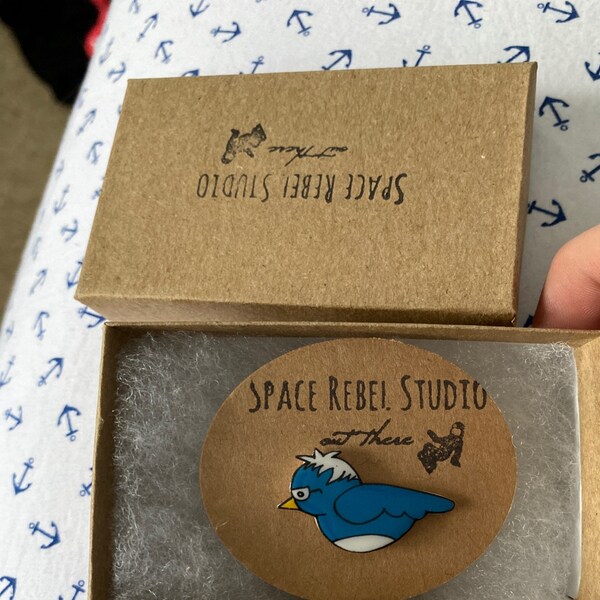 Bernie Sanders Pin ~ Badge ~ Birdie ~ 2020 ~ Revolution ~ Not for Sale ...