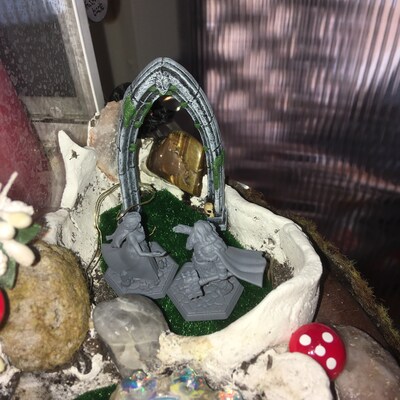 Stone Walls and Door set of 3 Minis miniatures for Dungeons and Dragons ...