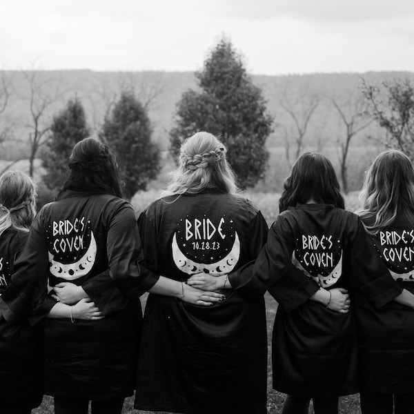 Brides Coven Robe, Maid of Honor Robe, Witch Bridal Party Robe, Gothic ...