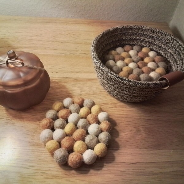 Rust & Blue Palette - 20 Balls - 1cm, 1.5cm, or 2cm Wool Felt Balls in ...