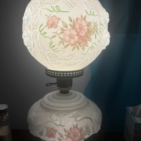 Gone With the Wind Vintage Fancy Cased-glass Floral Displayed Hurricane ...