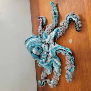 Realistic Octopus Crochet Pattern by Crafty Intentions DIGITAL - Etsy