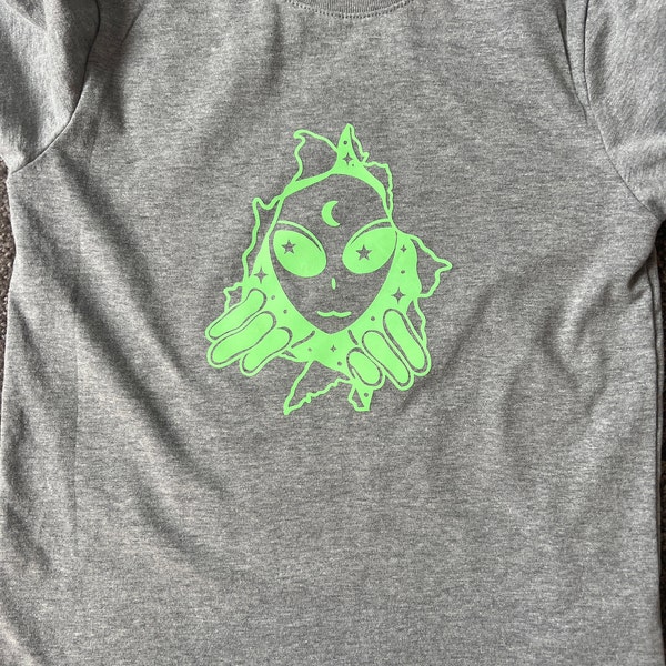 Alien Coming Out of Wall Svg, Cool Alien Svg, Png, Dxf, Jpg, Funny Cute ...