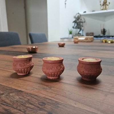 DIYA BEESWAX CANDLES, Matka Diya, Diwali Tealights, Natural Pure Wax ...