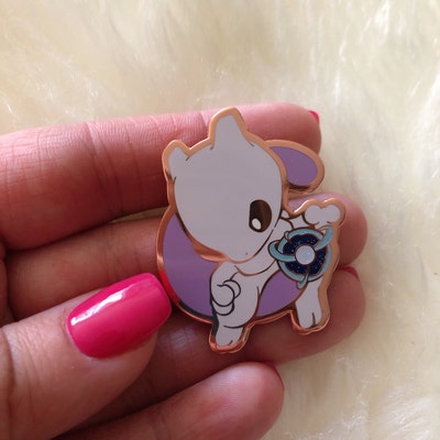 Mew & Mewtwo Enamel Pin - Etsy