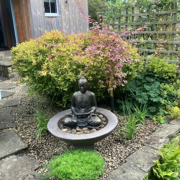 Large 3 Tier Barcelona Fountain, in a Large Neapolitan Pool Surround - Etsy