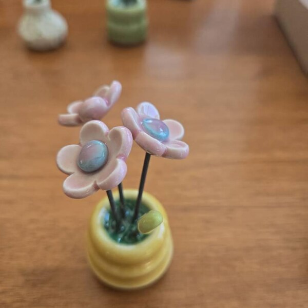 Ceramic Pot Feet, Set of 3 // Planter Feet //planter Riser - Etsy